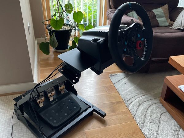 Logitech G29 + stand for sale in Co. Dublin for €200 on DoneDeal