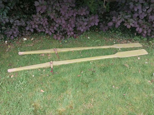 Pair of oars for sale in Co. Offaly for €85 on DoneDeal