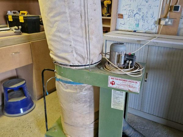 Dust extractor for sale in Co. Carlow for €150 on DoneDeal