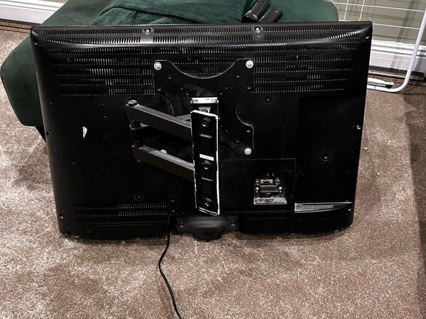 32 Inch Techwood Television with bracket for sale in Co. Cork for €40 ...