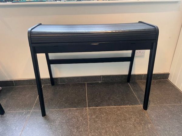 Extendable Table Desk for sale in Co. Dublin for €100 on DoneDeal