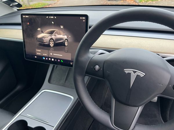 Tesla Model Y 2023 Dual-motor FWD for sale in Co. Dublin for €29,999 on ...