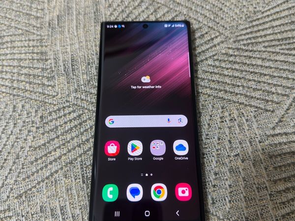 Samsung S22 ULTRA UNLOCKED for sale in Co. Dublin for €285 on DoneDeal