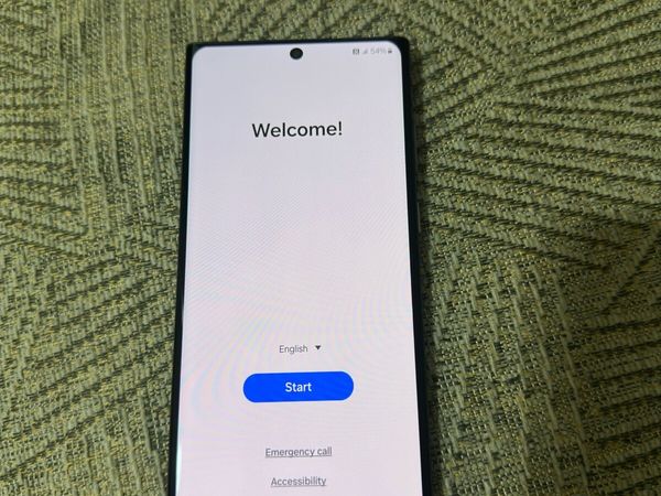 Samsung S22 ULTRA UNLOCKED for sale in Co. Dublin for €285 on DoneDeal