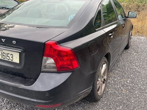 Volvo S40 (read add) for sale in Co. Kerry for €1,000 on DoneDeal