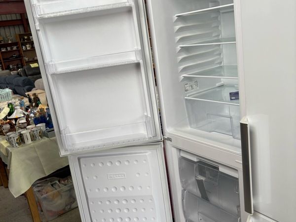 Hoover fridge freezer for sale in Co. Monaghan for €260 on DoneDeal