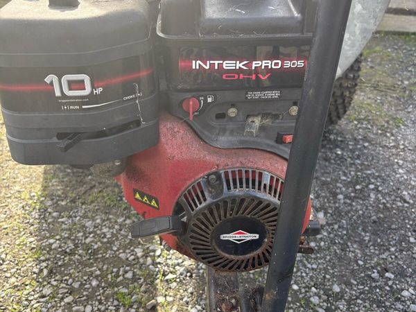 Quad X Muck spreader for sale in Co. Mayo for €2,600 on DoneDeal