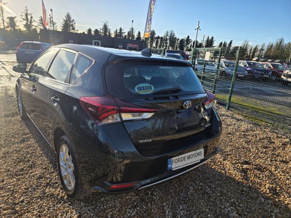 Toyota Auris Automatic Petrol 2016 for sale in Co. Galway for €12,950 ...