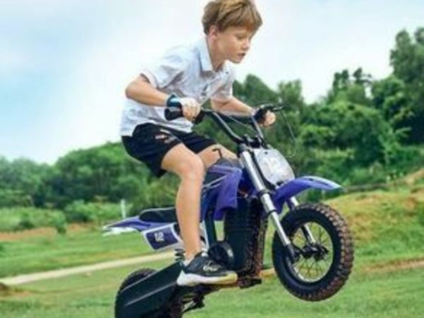 iSinwheel A12 Electric Dirt Bike for Kids Dublin for sale in Co. Dublin for €449 on DoneDeal
