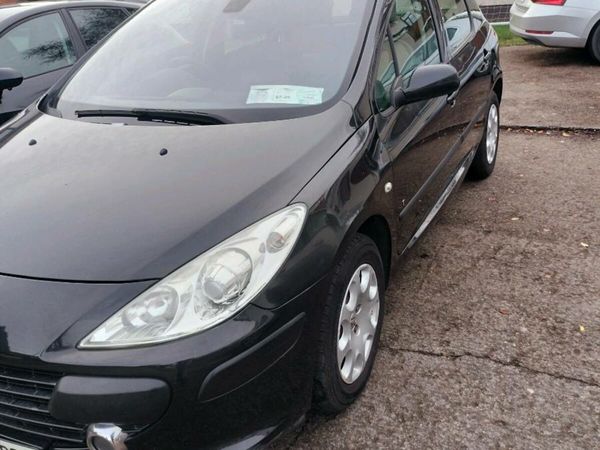 Peugeot 307 1.4 Petrol Very Low Km for sale in Co. Dublin for €675 on ...