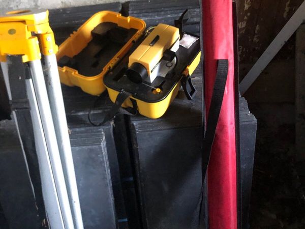 Dumpy level for sale in Co. Galway for €175 on DoneDeal