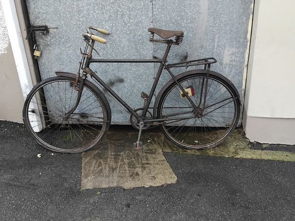 Old hi nelly bike man's bike priced read add for sale in Co. Tipperary for €175 on DoneDeal
