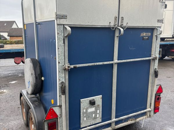 Ifor Williams 505 horse box for sale in Co. Armagh for £0 on DoneDeal