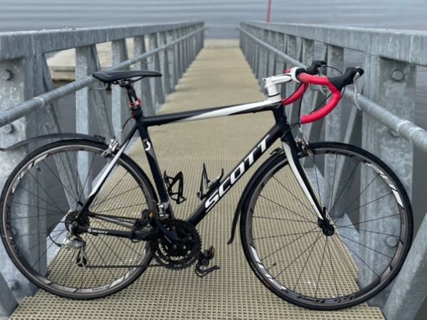 Giant Defy 2 - 10 speed €180 Scott Speedster €240 for sale in Co. Cork for €260 on DoneDeal