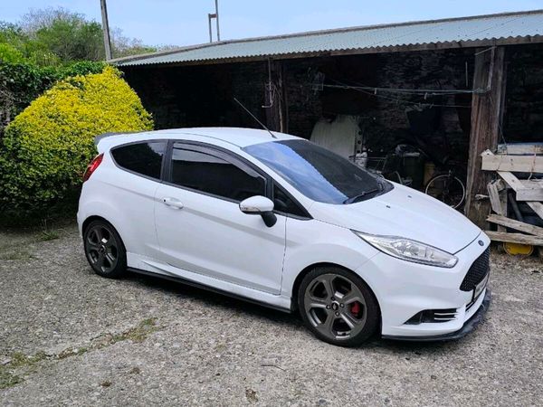 ***Ford Fiesta ST2*** for sale in Co. Kerry for €9,250 on DoneDeal