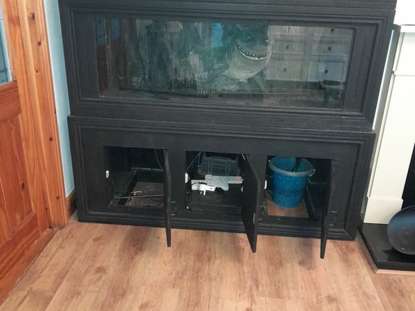 Fish tank , Aquarium for sale in Co. Cork for €1 on DoneDeal