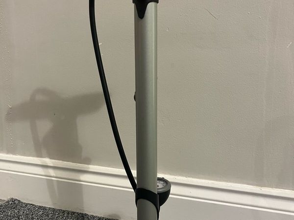 Halford Advanced Track Pump (bikes/escooters) for sale in Co. Cork for ...