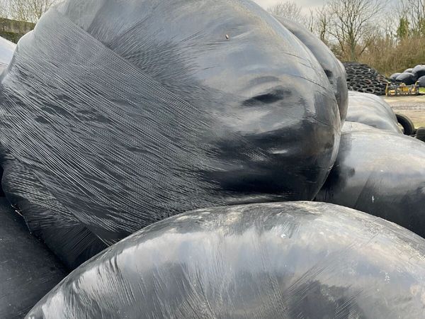 Silage bales for sale in Co. Clare for €35 on DoneDeal
