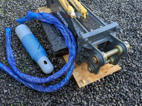 Rock hammers for sale in Co. Tyrone for £600 on DoneDeal