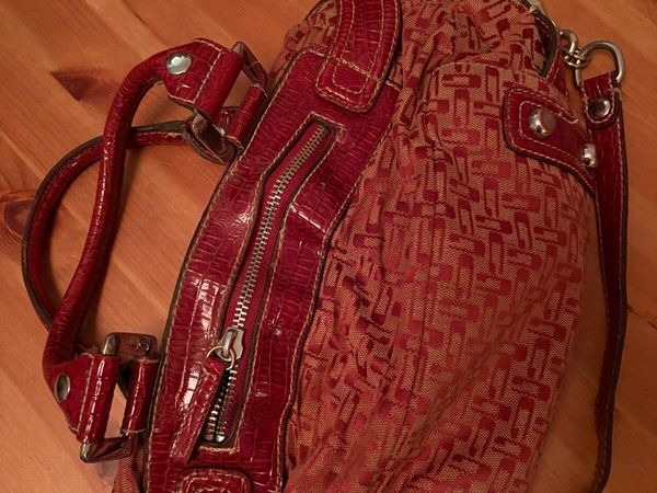 Guess punk belle bag for sale in Co. Dublin for €30 on DoneDeal