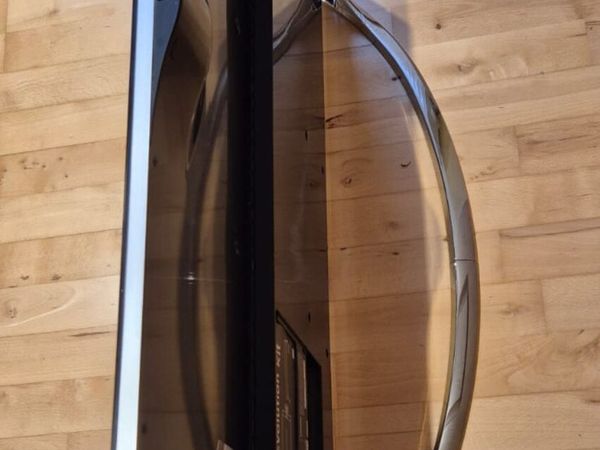 Samsung smart TV 40 inch. for sale in Co. Louth for €290 on DoneDeal