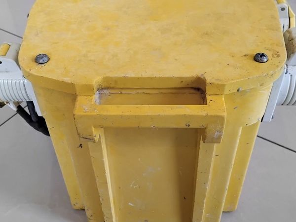 5Kva 32 Amp Transformer 110v for sale in Co. Clare for €150 on DoneDeal