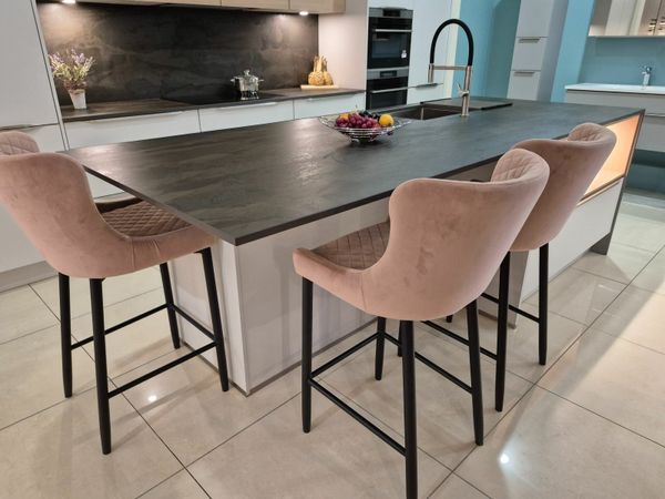 Kitchen display model for sale in Co. Cork for €7,980 on DoneDeal