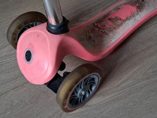 Two T-scooty' /kids bike for sale in Co. Dublin for €5 on DoneDeal