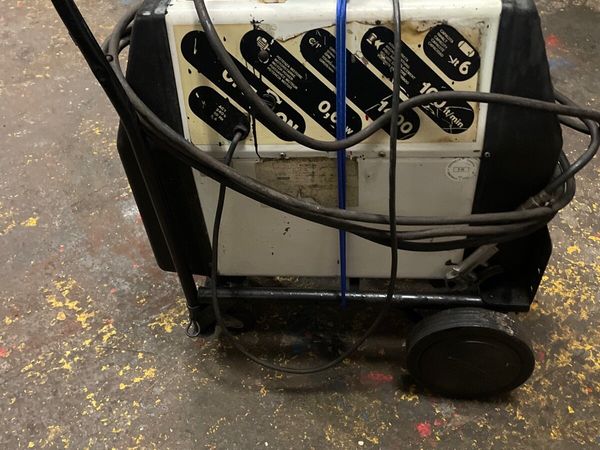 FIAC oil less silent Compact 106 with Troly for sale in Co. Tyrone for ...