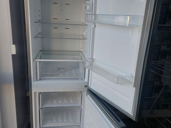 Fridge freezer for sale in Co. Dublin for €160 on DoneDeal