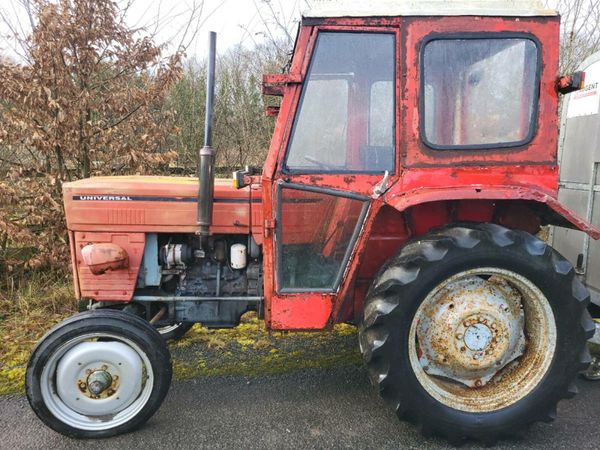 Universal tractor for sale in Co. Galway for €2,450 on DoneDeal