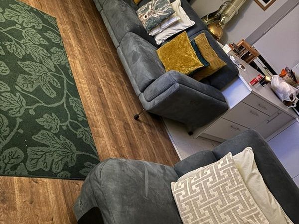 DFS San Mateo Right Hand Facing Corner electric recliner sofa for sale ...