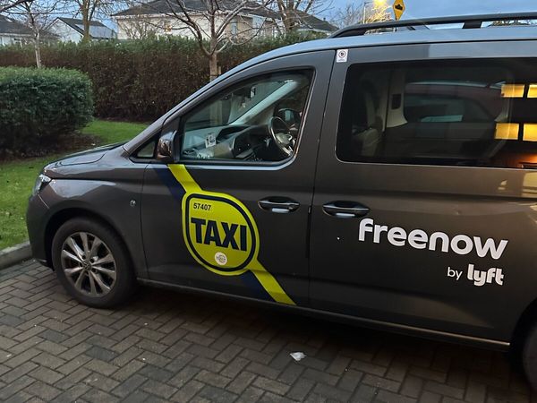 Volkswagen Caddy Maxi Life Wheelchair Accessible for sale in Co. Dublin ...