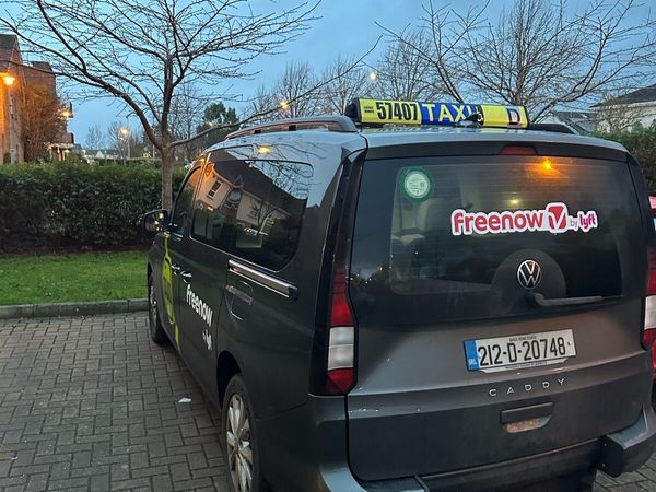 Volkswagen Caddy Maxi Life Wheelchair Accessible for sale in Co. Dublin ...