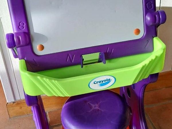 Crayola art studio for sale in Co. Cork for €15 on DoneDeal