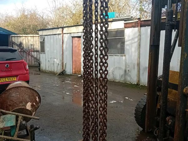 2 x Heavy Duty Lifting Chains for sale in Co. Donegal for €100 on DoneDeal