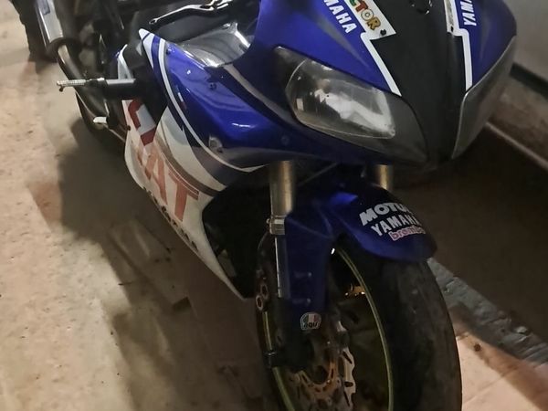 Yamaha r1 for sale in Co. Westmeath for €4,200 on DoneDeal