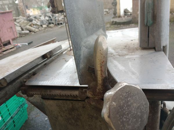 Butchers saw for sale in Co. Laois for €400 on DoneDeal