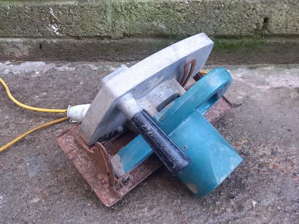Makita 9 Inch Circular Saw for sale in Co. Waterford for €50 on DoneDeal