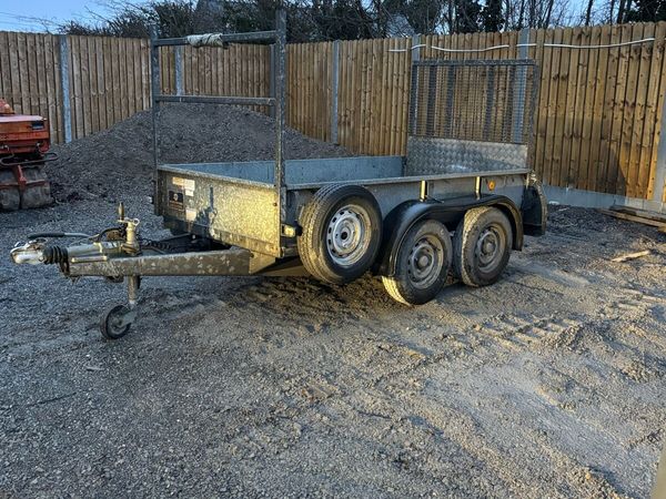 Ivor Williams 8ft2 x 4ft2 for sale in Co. Tipperary for €2,400 on DoneDeal