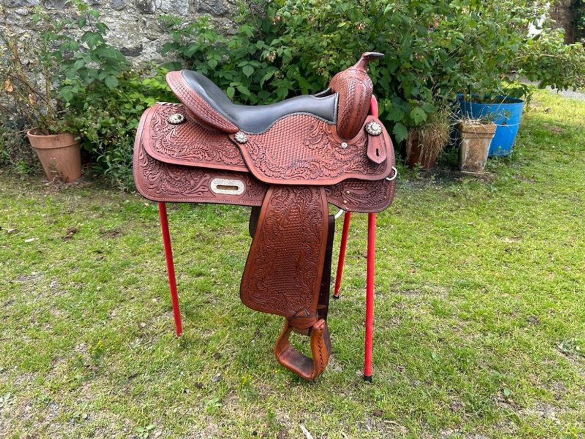 Discount western saddles store
