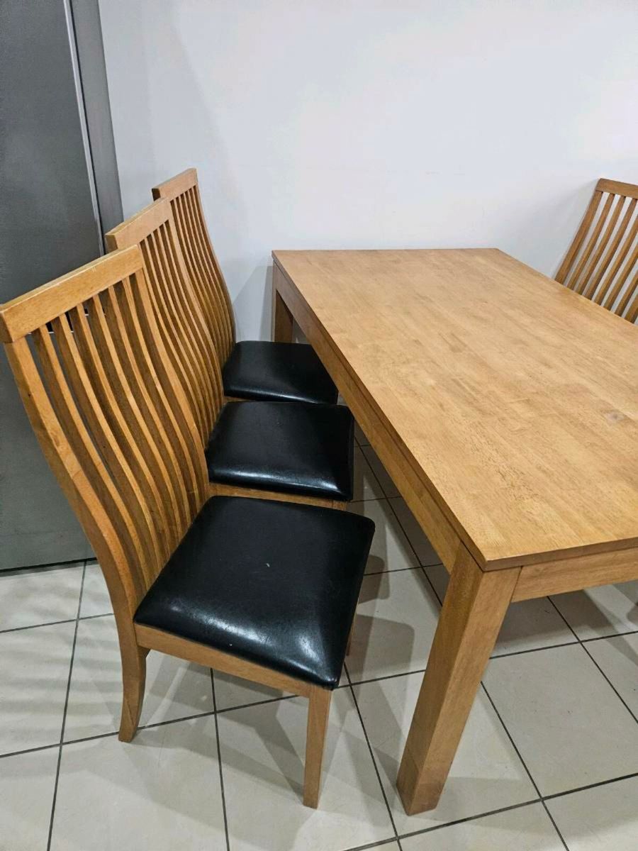 dining table and chairs 2 048 All Sections Ads For Sale in Ireland DoneDeal