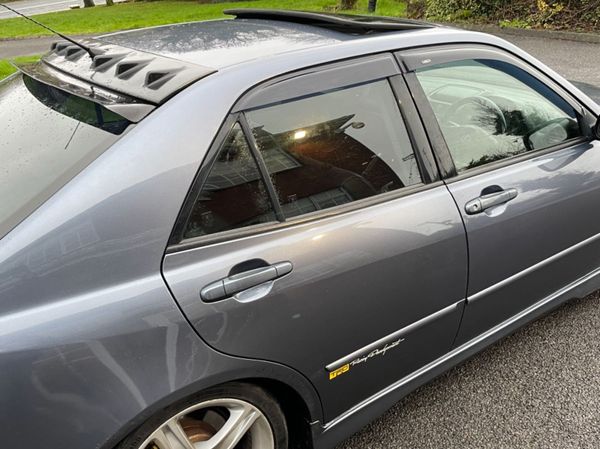 Lexus is220d wind deflectors store