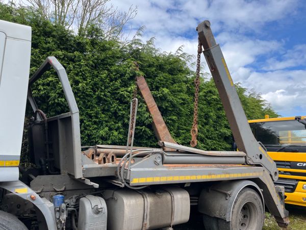Skip gear Trucks For Sale in Ireland | DoneDeal