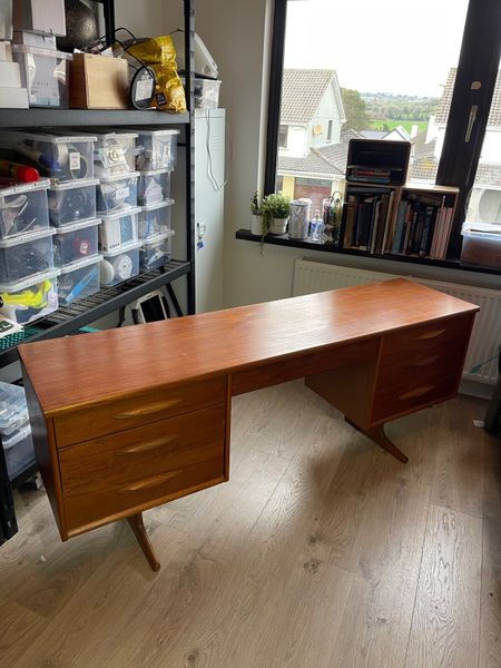 desk | 1,838 Furniture & Interiors Ads For Sale in Ireland | DoneDeal
