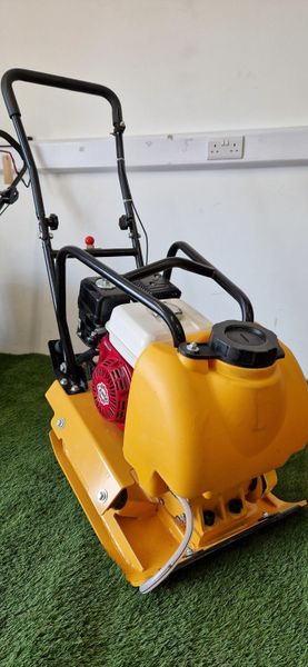 Wacker plates for sale on donedeal store