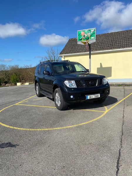 Nissan Pathfinder Cars For Sale in Ireland | DoneDeal