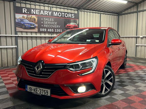 Red Renault Megane Cars For Sale in Ireland | DoneDeal
