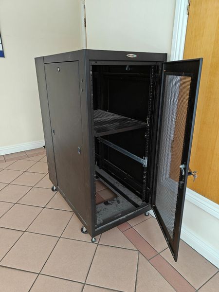 great lakes cabinet | 2 All Sections Ads For Sale in Ireland | DoneDeal