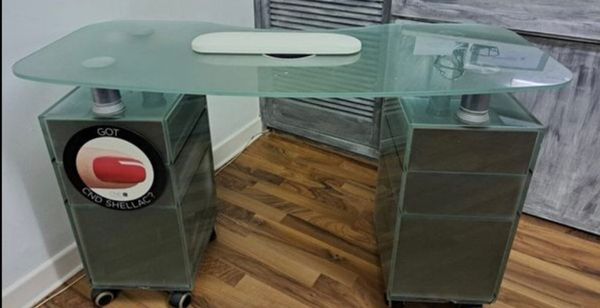 nail tech table | 2 All Sections Ads For Sale in Ireland | DoneDeal